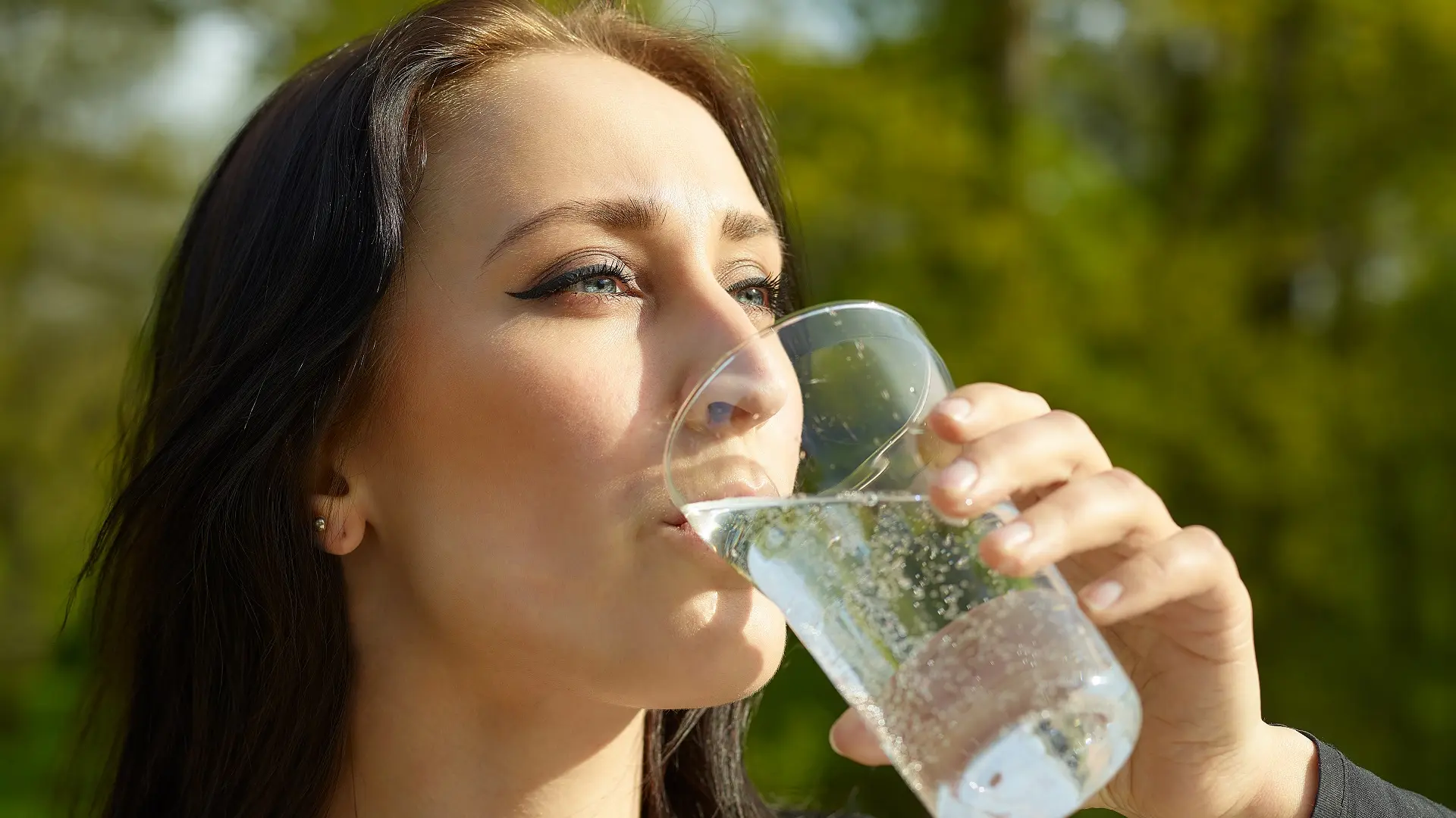 Za optimalno zdravlje mozga, u vodu dodajte ova tri sastojka